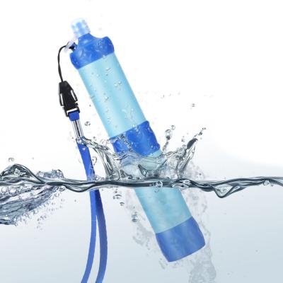 Cina Filtro da acqua del depuratore di acqua Straw With Emergency Accessorieswater Filter per accamparsi in vendita