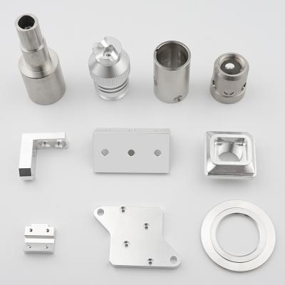 Cina Acciaio di alluminio parti di tornitura CNC su misura lucidatura Verniciatura superficiale Finitura in vendita