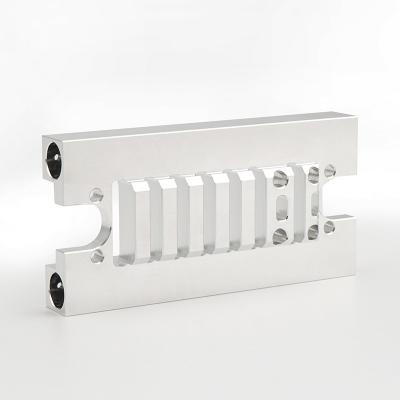 Cina Parti di fresatura CNC ad alta precisione per automazione robotica OEM in vendita