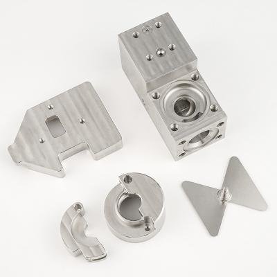 Cina Componenti CNC personalizzati Tolleranza 0,001 mm in vendita