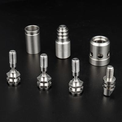 Cina Parti di tornitura per tornitori CNC in acciaio inossidabile Microfabbricazione per apparecchiature industriali in vendita