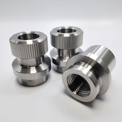 China Componentes CNC de precisão Fabricante Serviço de Mecânica CNC de torneamento de peças de aço personalizadas à venda