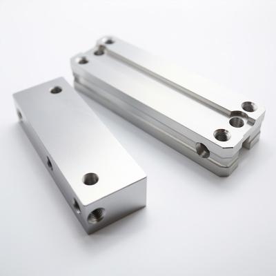 Cina Stainless Steel CNC Machining Parts CNC Manufacturing Turning Parts in vendita