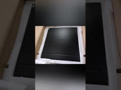 ISR4351/K9 200Mbps-400Mbps Rendimiento del sistema 3 puertos WAN/LAN 3 puertos SFP CPU multi-núcleo 2 módulos de servicio