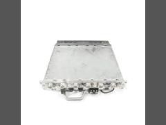 4472810A (FRGT) un modulo a radiofrequenza (RF) Nokia Flexi Radio, nello specifico una Remote Radio Head (RRH) utilizzata nelle stazioni base di comunicazione mobile di Nokia