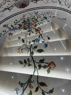 Cina Moderno anti-slip marmo beige waterjet gradini e trampolini per ville scala a spirale in vendita