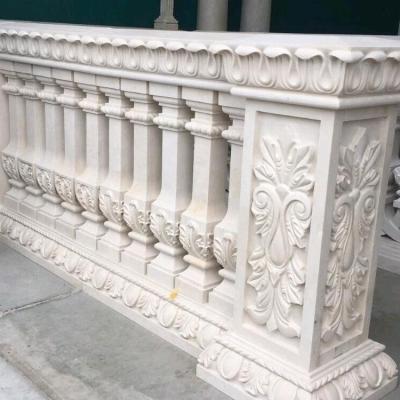China Escalinha de mármore de luxo personalizada Coluna de mangueira para design de interiores em estilo villa à venda