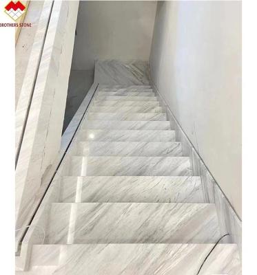 Cina Moderna luce a LED a seguito di una scala antiscivolo all'interno di marmo bianco cristallino in vendita