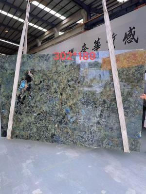 Cina Grande lastra lucidata lucente labradorite blu granito tavolo da lavoro e disegno dell'isola in vendita