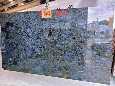 Cina Grande lastra lucidata lucente labradorite blu granito tavolo da lavoro e disegno dell'isola in vendita