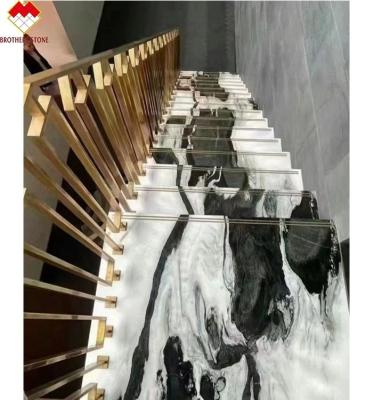 Cina Pannello di scalinata interna con LED Panda marmo bianco pedane e risers per villa controllato in vendita