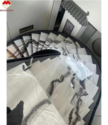 Cina Libro aperto Pavimenti marmorei Scale a spirale con trampolini di marmo bianco e rialzatori in vendita