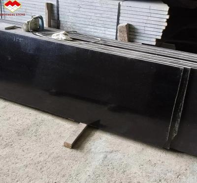 中国 純黒色 グラニットスラブ 表面を磨いた 完成品 大きいスラブ形 販売のため