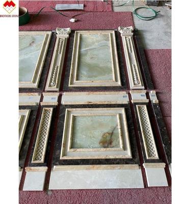 China Grote plaat Emperador Marmeren wandpaneel ontwerp gesneden kolom voor room beige marmeren plaat Te koop