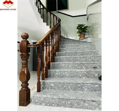 中国 現代中国のデザインにおける階段と建物のためのサイズに切断された黒色の花石板 販売のため