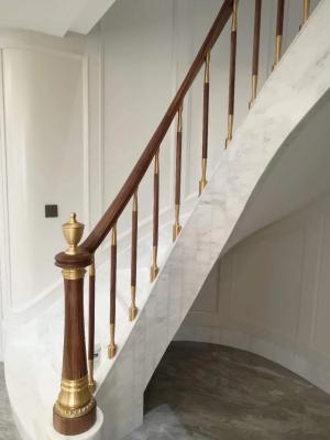 China Tamanho personalizado Interior de design europeu Marmo branco esculpido Trepadeiras e elevadores à venda
