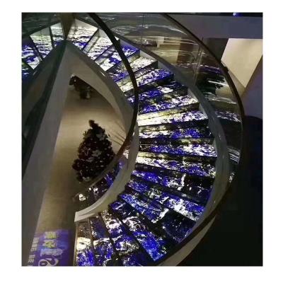 中国 独特のブルーオニックス バックライト 階段上昇 8-30mm 厚さのアーチ階段のためのバルストラード 販売のため