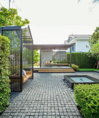 中国 ユンフの近代的な屋外公園のための自然舗装石 中国製の花びら切断 販売のため