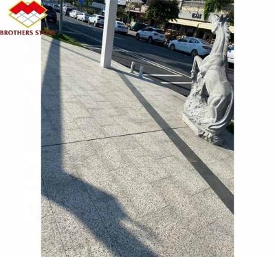 China Bloques de granito grandes 60*60 pulidos para piedra natural cruda cortada a medida en diseño moderno en venta