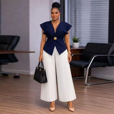 China Elegant Women's Two-Piece Set with Pleated Wide-Leg Pants and Structured V-Neck Top Featuring Gold Accent Button for sale