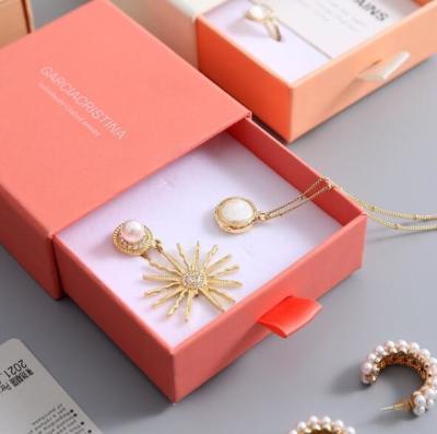 China Square Small Jewelry Packaging Boxes 250gsm Cardboard Paper Drawer Box for sale