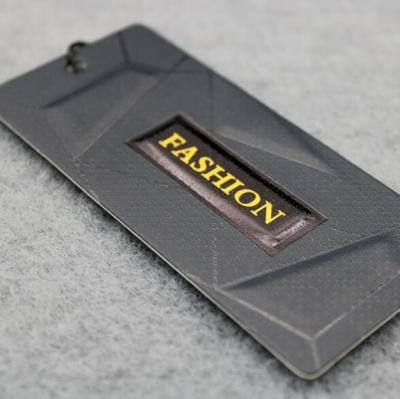China la laminación brillante imprimió el cuerpo cóncavo de Hang Tags Cardboard Paper With en venta