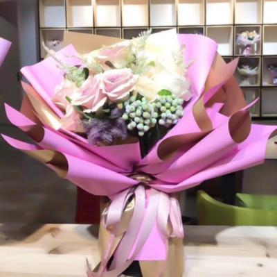 China Gilt Flower Bouquet Wrapping Paper 58x58cm Flower Packaging Paper for sale