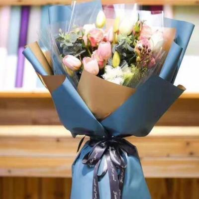 China Gilt Flower Bouquet Wrapping Paper 58x58cm Flower Packaging Paper for sale