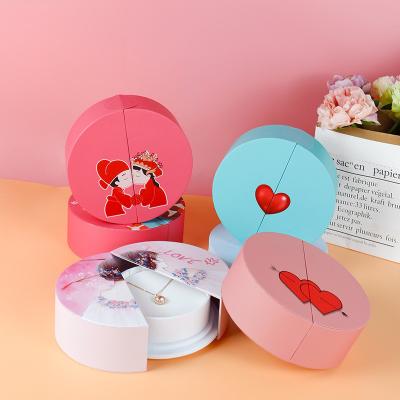 Cina Scatola di stoccaggio amichevole d'imballaggio della collana di Eco dei contenitori di piccoli gioielli del diametro 15x5cm del giro in vendita