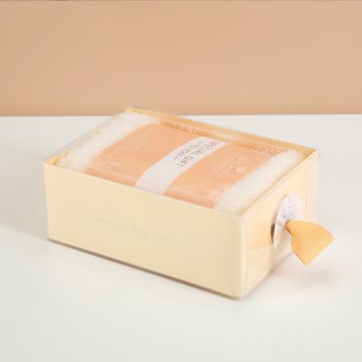 Cina Il chiaro contenitore di regalo di piegatura del PVC con l'asciugamano del gancio del nastro colpisce con forza l'imballaggio in vendita