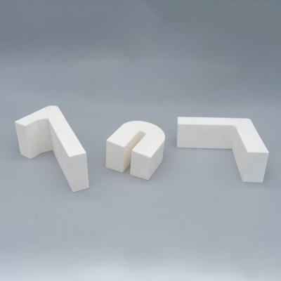 China Temperature Resistant White Alumina Ceramic Tiles with Excellent Wear and Chemical Resistance for Industrial à venda