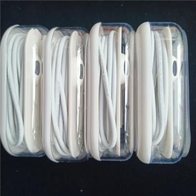 Cina Cuffia metallica mani libere del controllo del volume 3.5mm per S4 JB J5 in vendita