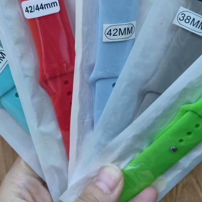 Cina Cinghia del cinturino di orologio del silicone di sport di 38MM 40MM 42MM 44MM per Apple IWatch 6 in vendita