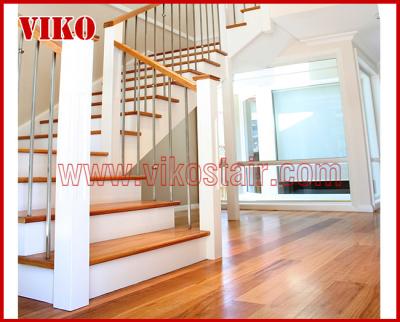 China Wrought Iron Staircase VK86S  Wrought Iron Handrail Tread Beech ,Railing tempered glass, Handrail b eech Stringer,carbon for sale