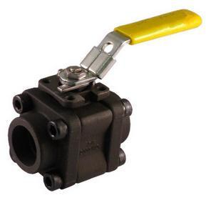 China Carbon Steel 3 Piece 4 Bolt Enclose Ball Valve with Socket Weld 2000 WOG for sale