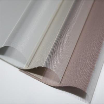 Cina High Quality 8 Grade Silky And Soft Blackout Wonderful Fabric Blackout Blinds Shades Zebra Blinds Fabric in vendita