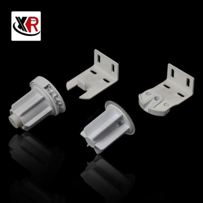 Cina good quality 38mm plastic roller blinds mechanism blinds accessories curtain accessories in vendita