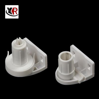 Cina 17Mm  High Quality Plastic Roller Blinds Mechanism Blinds Accessories in vendita