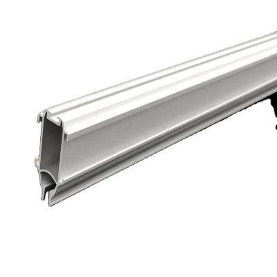 Cina High quality Aluminium Powder Coated White Curtain Track Bottom Rail Profile For Roller Blind in vendita