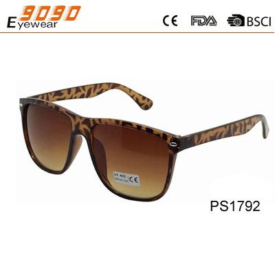 China 2017 new style Unisex sunglasses for men and women, polarized UV 400 lens for sale