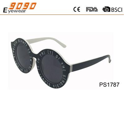 China 2017 hot sale style  unisex  Sunglasses with Plastic Frame, UV 400 Protection Lens, for sale