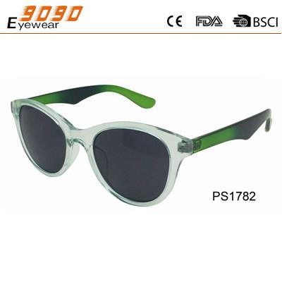 China Unisex sunglasses for men and women, polarized UV 400 lens and  Plastic Frame for sale