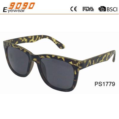 China 2017 new style  fashion sunglasses with 100% UV protection lens for sale
