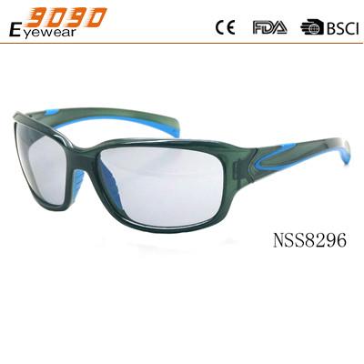 China 2017 new style sports sunglasses ,made of plastic, suitable for men for sale