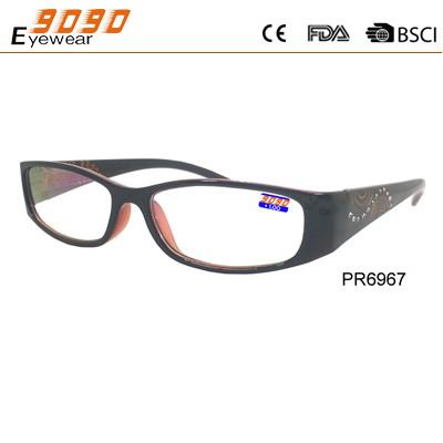 China Fashionable reading glasses,power range +1.0 to +4.00,mede of plastic for sale