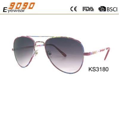 China 2017 new style children's sunglasses with metal frame ,UV 400 protection lens for sale