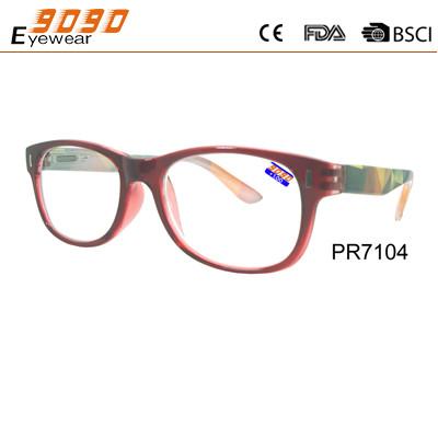 China 2017 new design reading glasses ,made of PC frame,suitable for women and men for sale