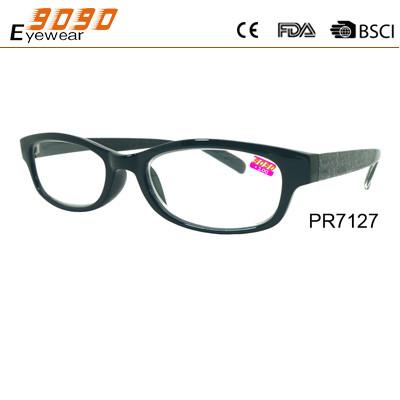China Fashionable reading glasses with plastic frame ,suitable for women and men for sale