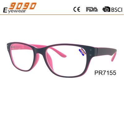 China Fashionable reading glasses,power range +1.0 to +4.00,made of plastic for sale