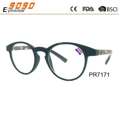 China 2017 new design reading glasses ,made of PC frame,suitable for women and men for sale